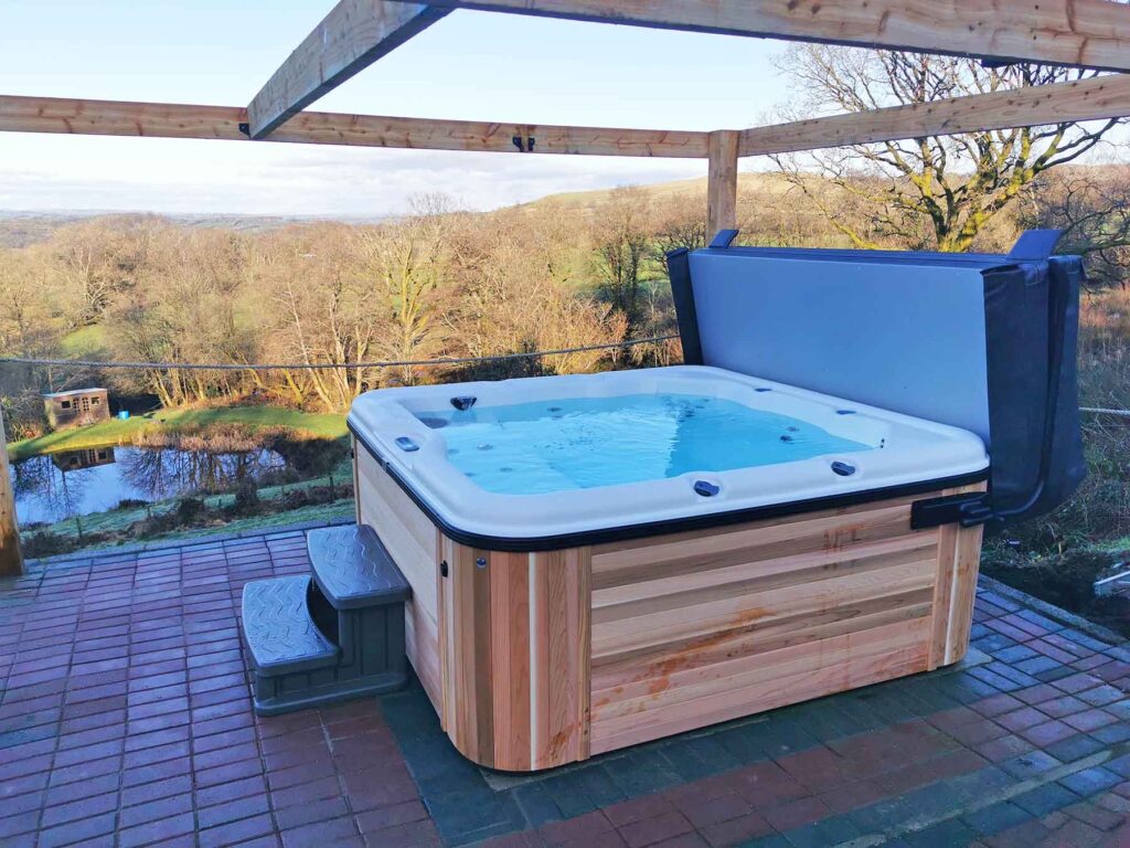 Everything You Need to Know about Cedar Hot Tubs - Welsh Hot Tubs